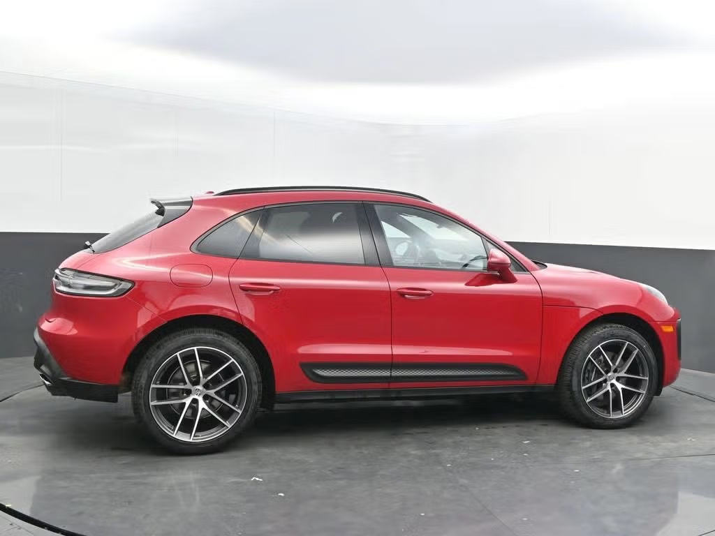 Christmas in Carmine Red: The 2025 Porsche Macan